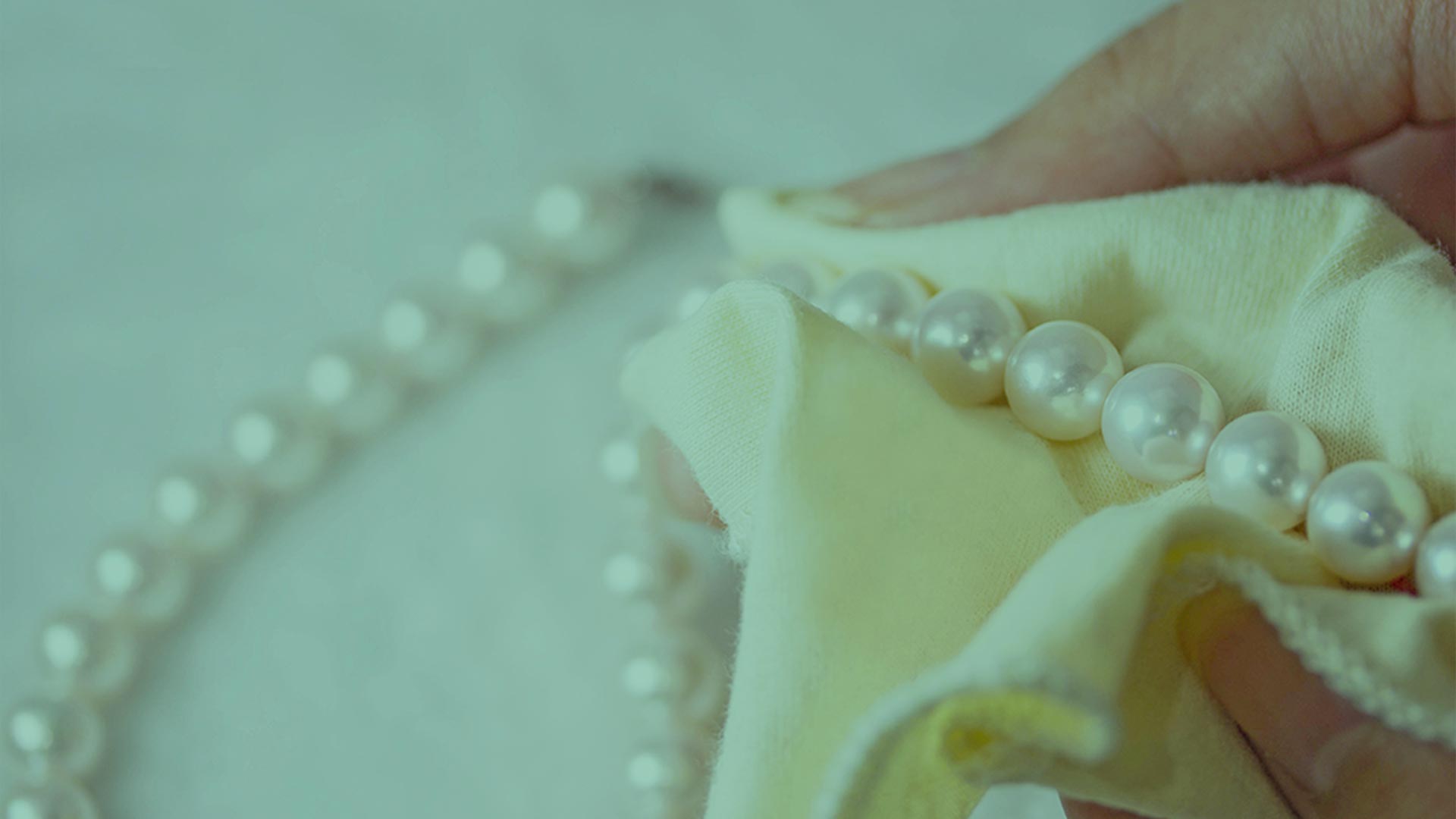 Precautions for use and cleaning of pearls - Genisi Pearls